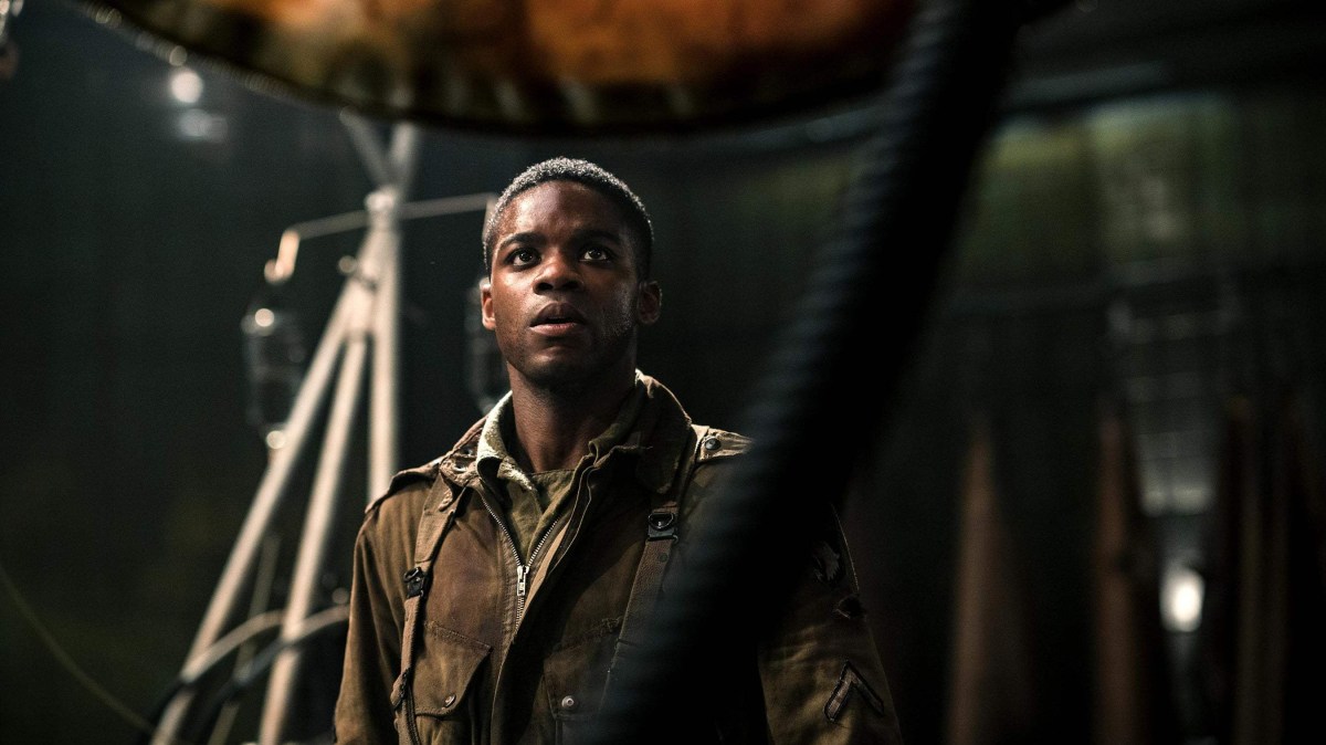 ‘Overlord’ Review: WWII Horror Never Holds Back on the Gore, Fulfilling ...